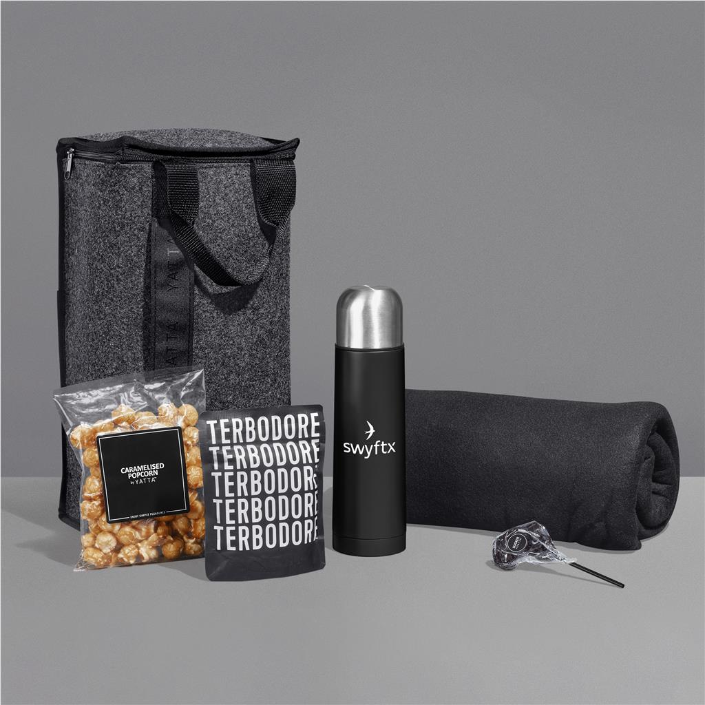 Yatta Charming Cuddle Hamper – Sedgars Sport